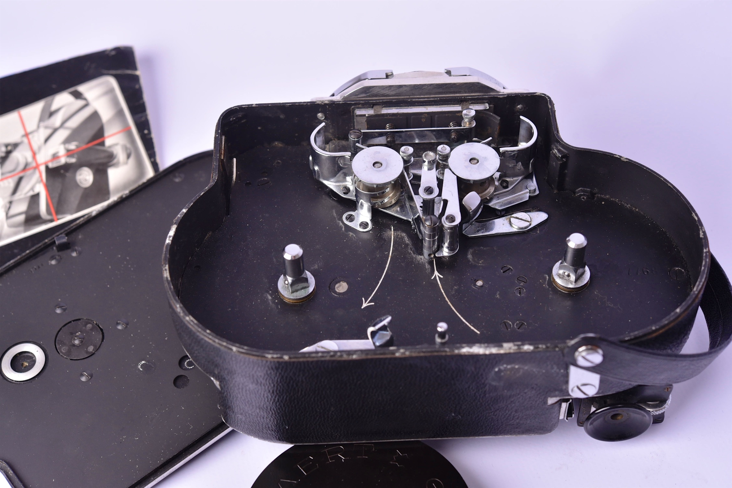 Caméra Paillard Bolex premier modèle H16 - Antiq Photo